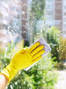 How To: Make Your Own Homemade Window Cleaner - The Gracious Wife
