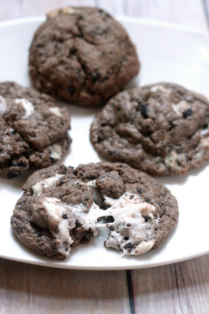 Marshmallow Oreo Chip Cookies - The Gracious Wife