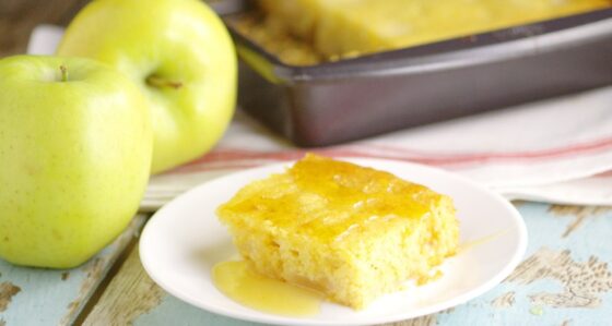 Homemade Maple Cornbread Recipe from Scratch