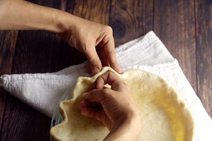 15 Pretty Ways to Finish Pie Crust Edges - The Gracious Wife