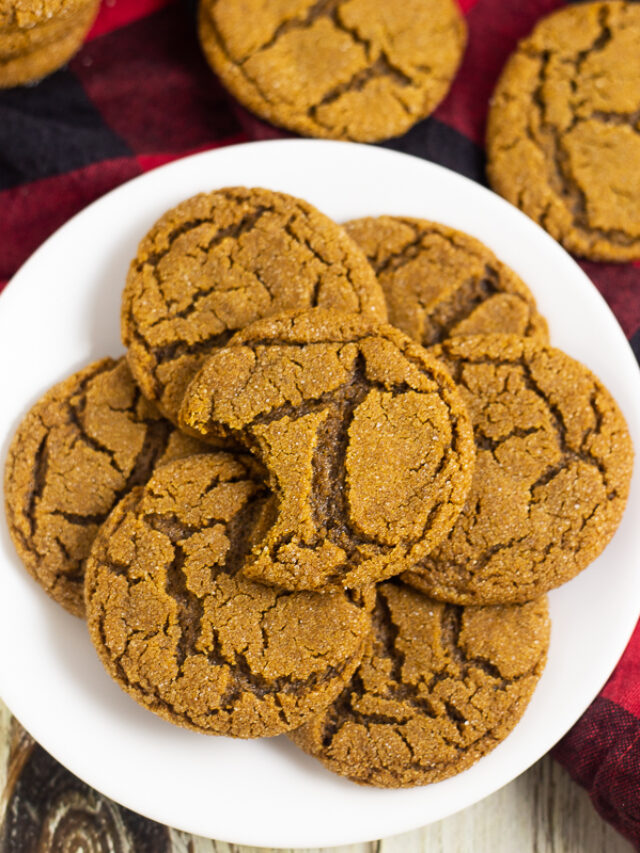 Classic Gingersnaps: Spiced Holiday Cookies Recipe - The Gracious Wife