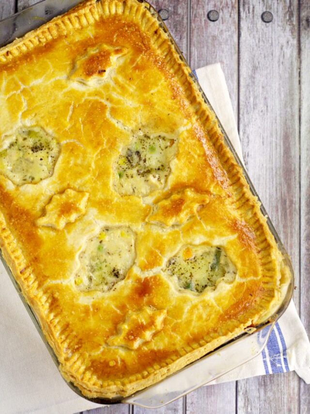 Leftover Turkey Made Easy in Creamy Homemade Turkey Pot Pie - The ...