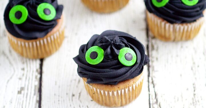 Toothless Cake - The Gracious Wife