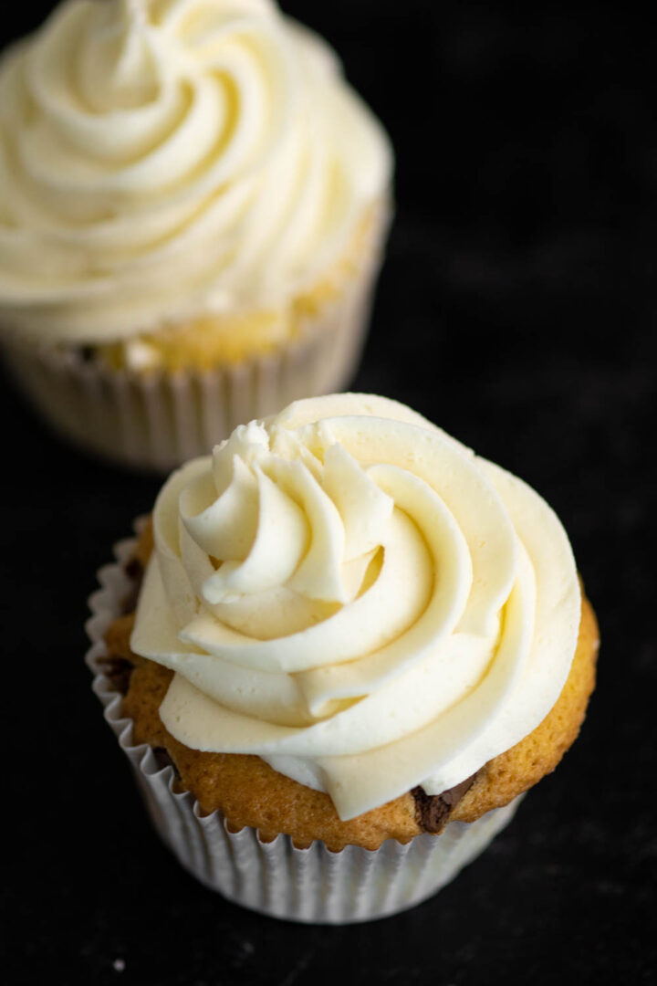 Vanilla Buttercream Frosting - The Gracious Wife