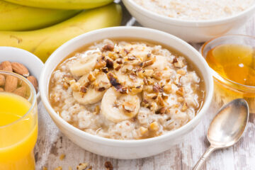 29 Easy Oatmeal Add-Ins to Make Breakfast Awesome