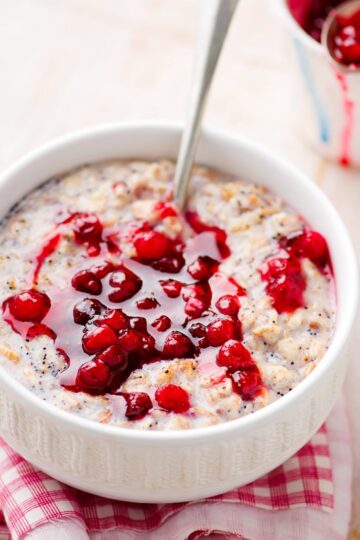 29 Easy Oatmeal Add-Ins to Make Breakfast Awesome