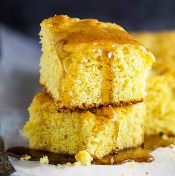 Homemade Maple Cornbread Recipe from Scratch
