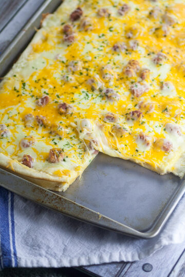 Ham and Cheese Pizza Recipe | Quick & Easy