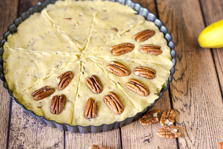 Banana Pecan Shortbread Recipe | The Gracious Wife