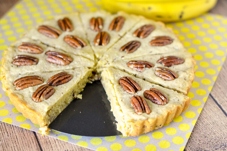 Banana Pecan Shortbread Recipe | The Gracious Wife