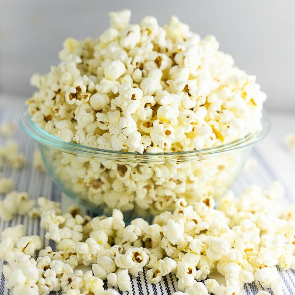 Stovetop Popcorn Recipe - The Gracious Wife