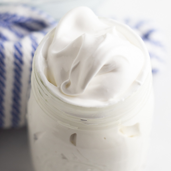 Homemade Marshmallow Fluff Recipe - The Gracious Wife