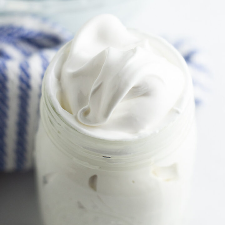Homemade Marshmallow Fluff Recipe - The Gracious Wife