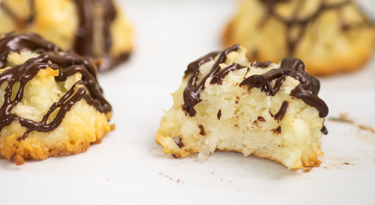 Coconut Macaroons - The Gracious Wife