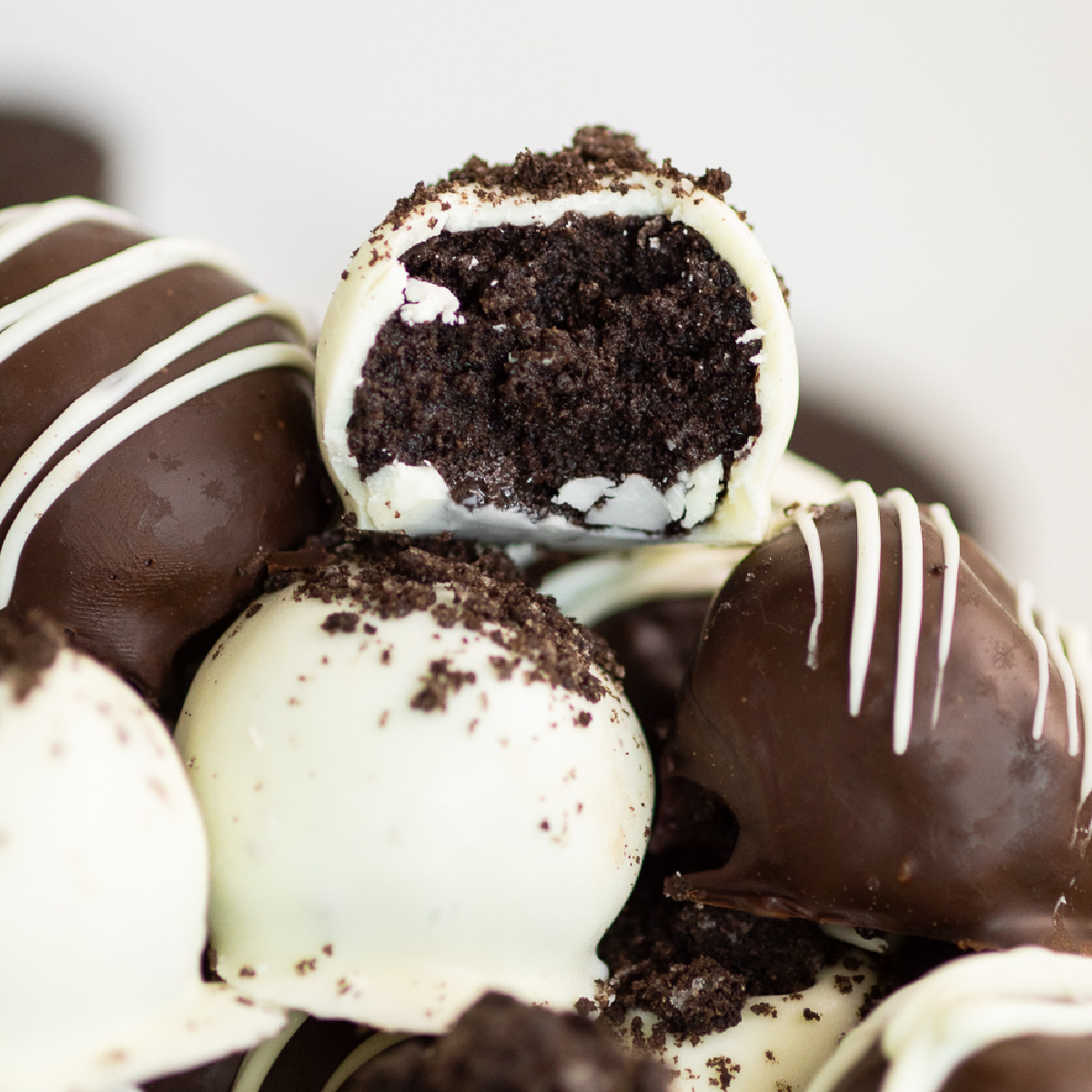 Oreo Truffles - The Gracious Wife