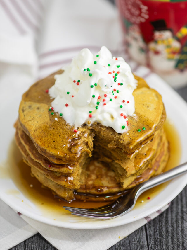 Festive Gingerbread Pancakes: Quick & Fluffy Holiday Breakfast! - The ...