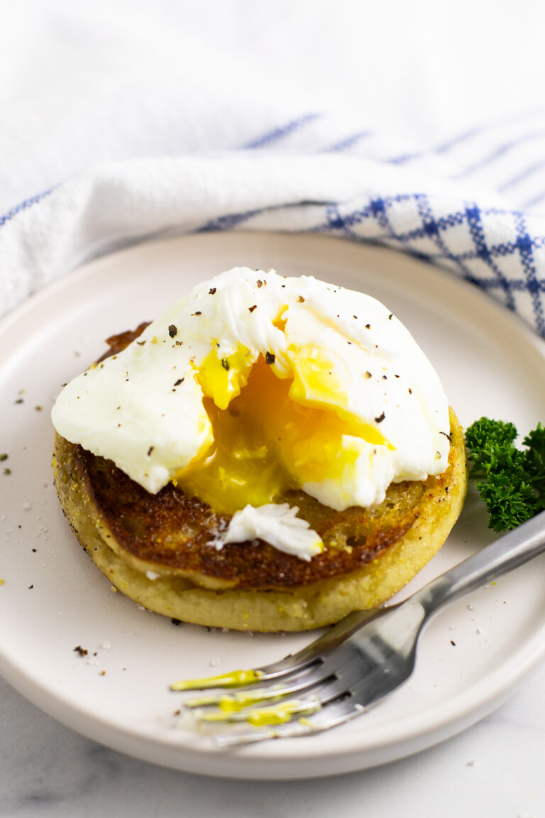 Microwave Poached Eggs - The Gracious Wife