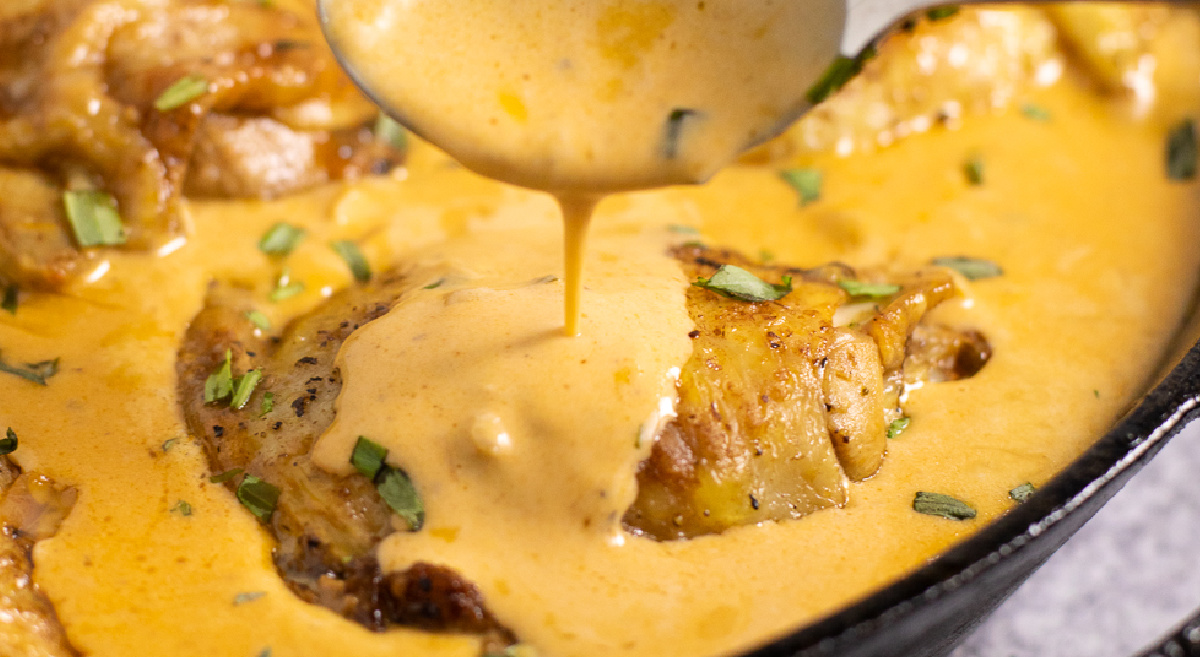 Poulet au Vinaigre: Creamy French Chicken in 30 Minutes - The Gracious Wife